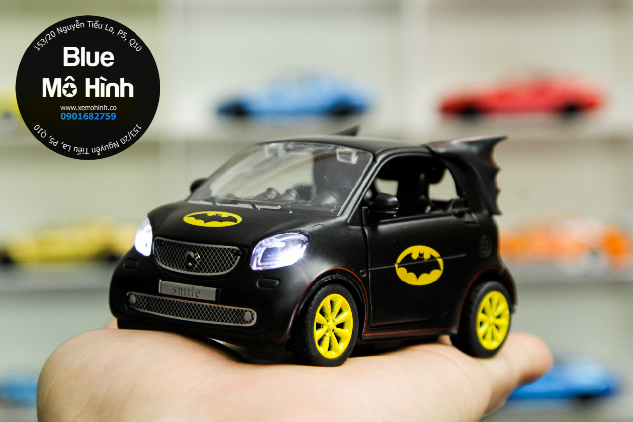Xe mô hình siêu anh hùng Marvel Batman Smart Fortwo 1:36 - Blue Mô Hình