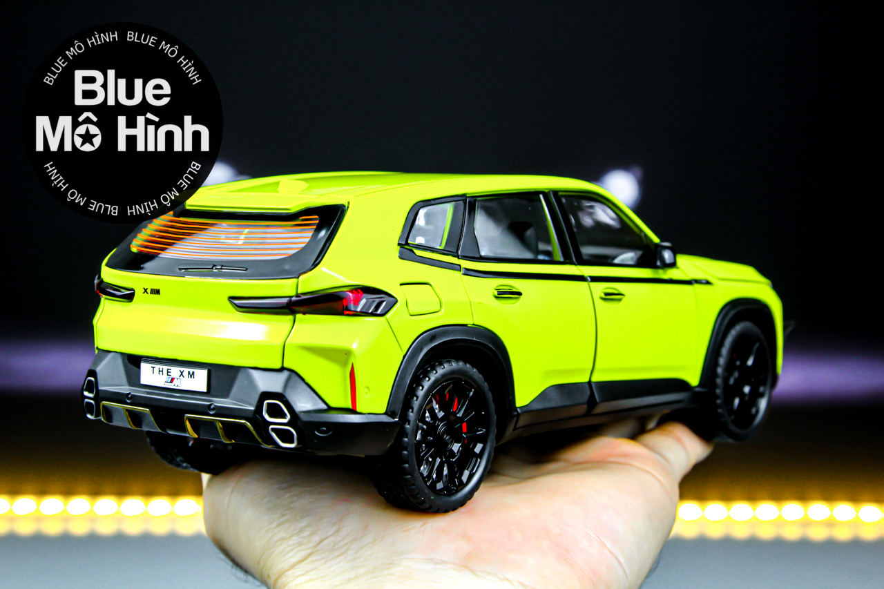 Xe mô hình BMW XM SUV hybrid 1:24 - Blue Mô Hình