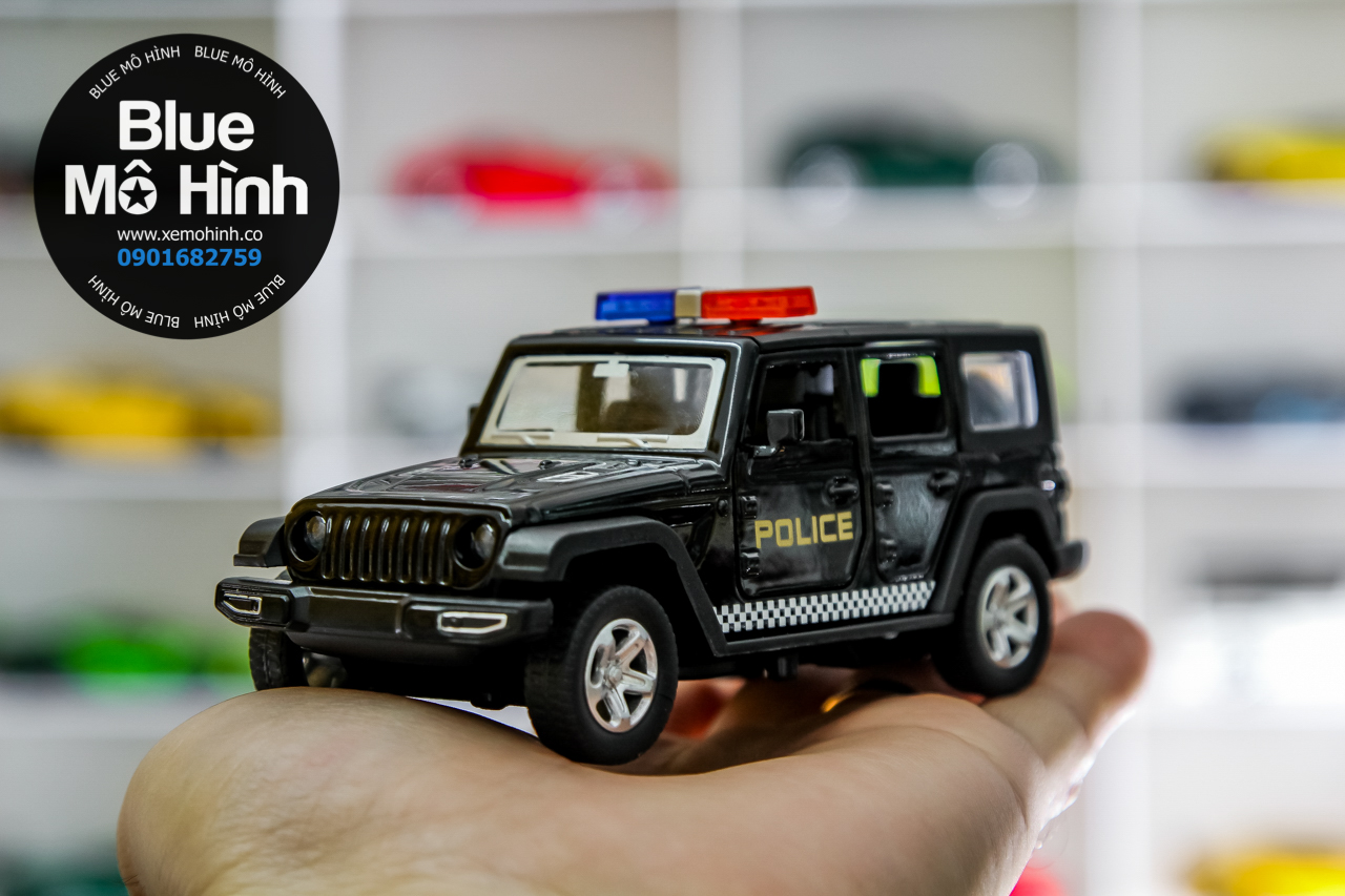 Xe mô hình cảnh sát Jeep Wrangler Rubicon Police 1:36 Đen bóng - Blue ...